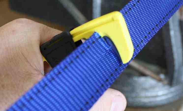 Benchmade 9CB Hook Safety Cutter Review