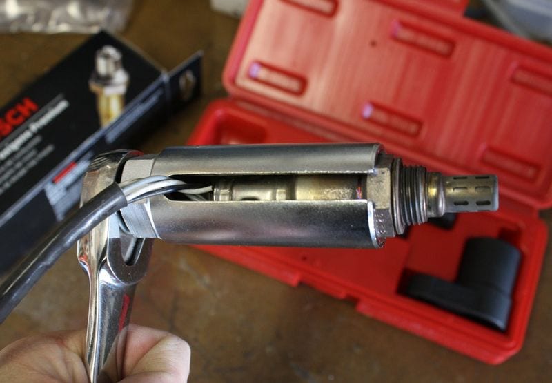How to Change Oxygen Sensors in Your Vehicle - Pro Tool Reviews