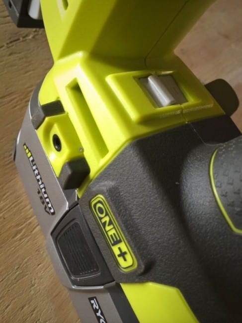 Ryobi P360 Airstrike One+ 18 Gauge Stapler Review