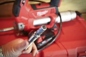 Milwaukee M18 Grease Gun 2646-21CT Review