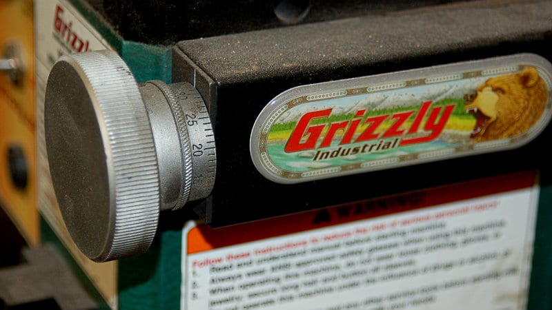 Grizzly Mini Milling Machine Model G8689 - Pro Tool Reviews