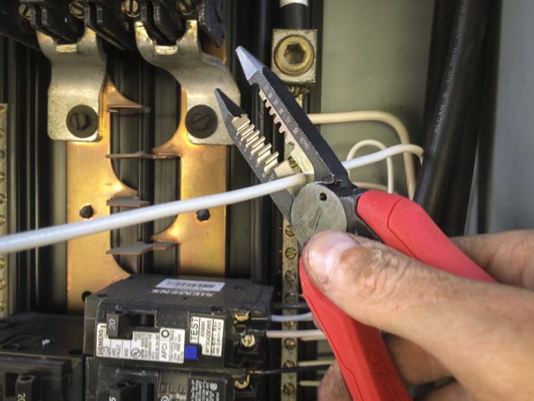 Milwaukee Gen II Combination Wire Pliers Review
