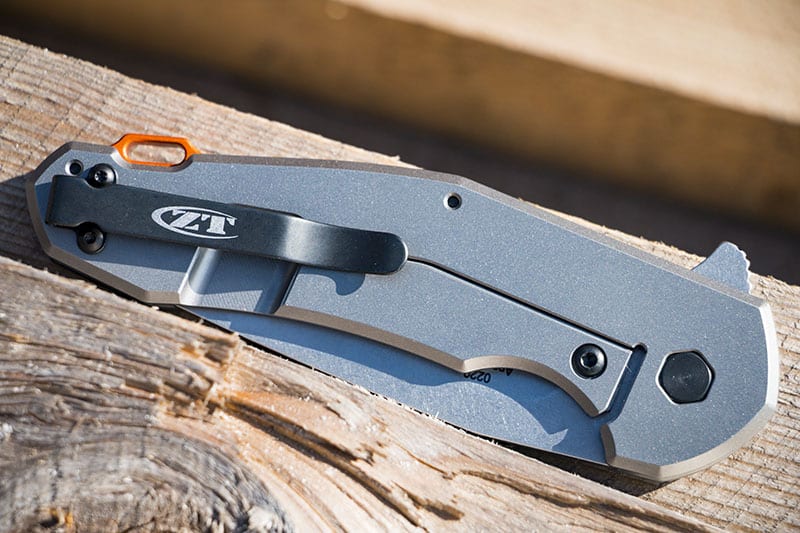 Zero Tolerance 0220: A Touch of Color and Class - Pro Tool Reviews
