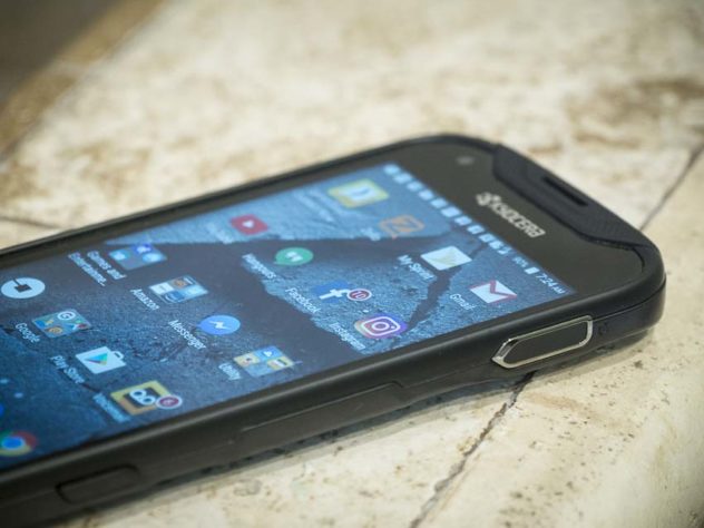 Kyocera DuraForce Pro Rugged Smartphone Review - Pro Tool Reviews