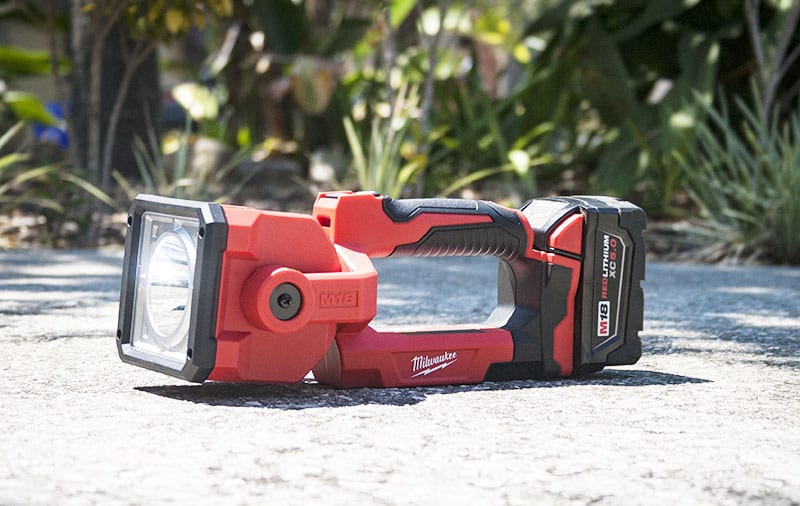 Milwaukee 2354 M18 Search Light Review - Pro Tool Reviews