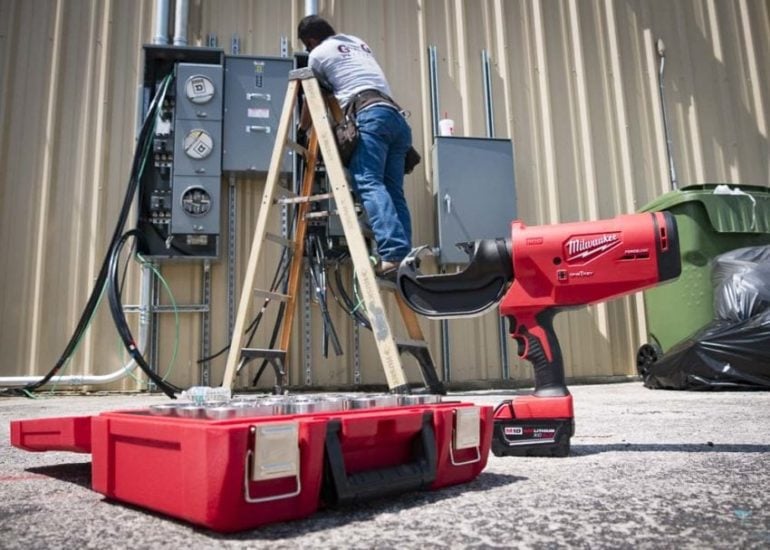 Milwaukee M18 Force Logic 750 MCM Crimper - Pro Tool Reviews