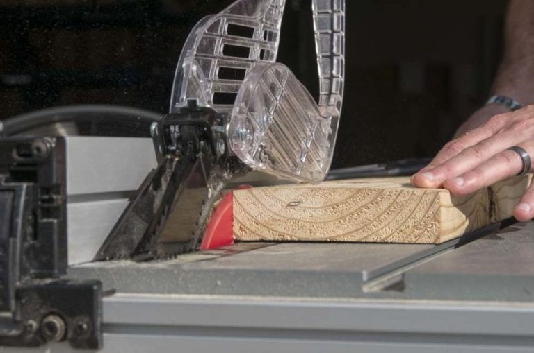 How to Calibrate a Table Saw Like a Pro - Pro Tool Reviews