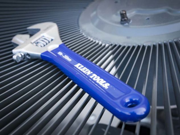 Klein Adjustable Wrench Review - Pro Tool Reviews