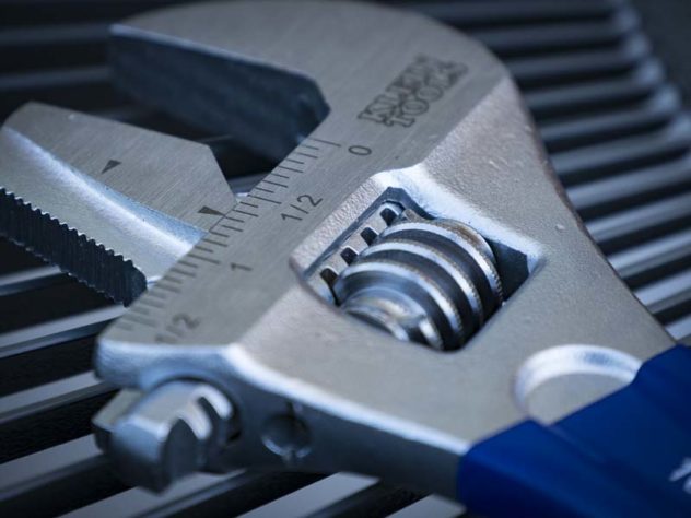 Klein Adjustable Wrench Review - Pro Tool Reviews