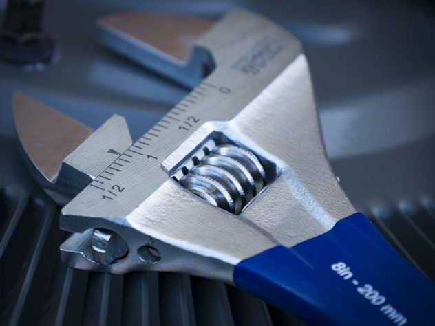 Klein Adjustable Wrench Review - Pro Tool Reviews