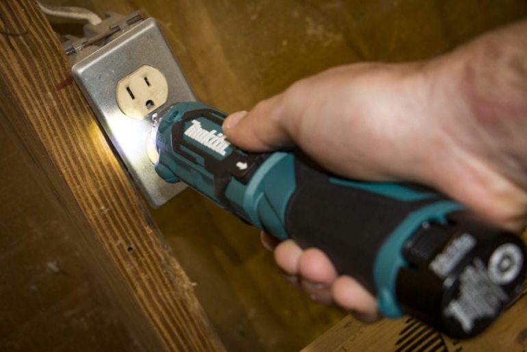 Makita 7.2V Drill DF012D - A Low Power Screwdriver for Pros - Pro Tool ...