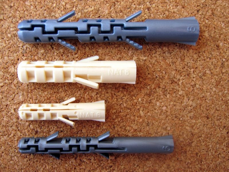 How to Use and Install Drywall Anchors: Tips from the Pros - PTR