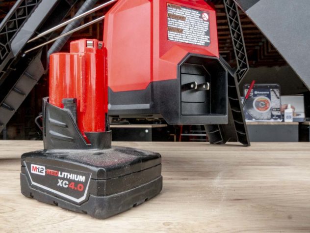 Milwaukee M12 Rocket Dual Power Tower Light 2132-20 Review - Pro Tool ...