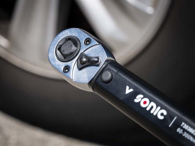 Sonic Tools Two-Way Torque Wrench Review - Pro Tool Reviews