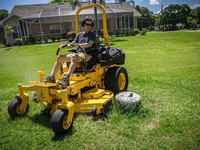 60-inch Cub Cadet Pro Z 560 L KW Review - Pro Tool Reviews