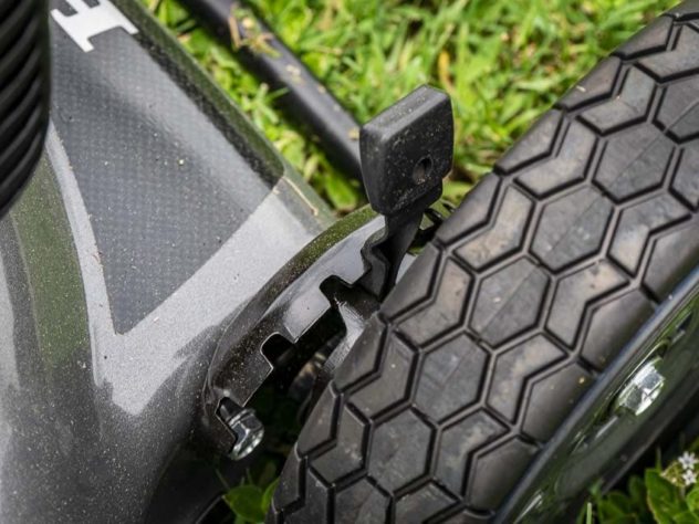 Honda Commercial Lawn Mower Review - HRC216HXA Self-Propelled