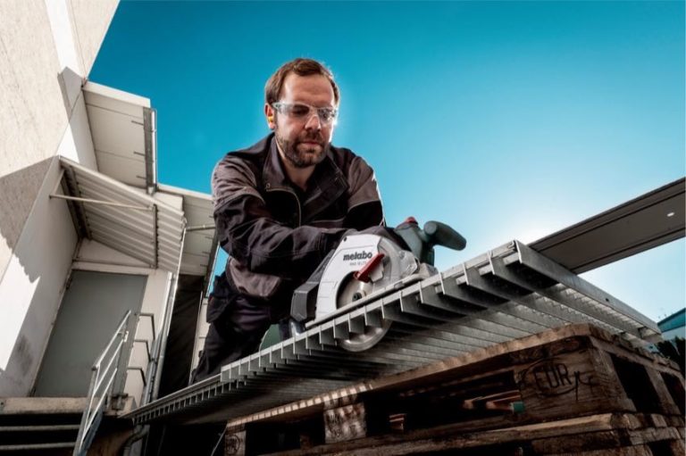 Metabo 6.5-in Metal Cutting Track Saw - MKS 18 LTX 58 Circular Saw
