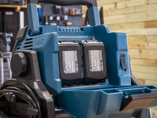Makita DML809 18V X2 LED Work Light | 10,000 Lumens - PTR