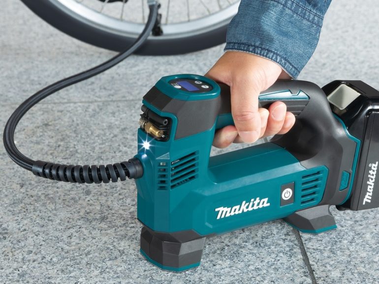 Makita 18V LXT Cordless Inflator | DMP180 | First Look - Pro Tool Reviews