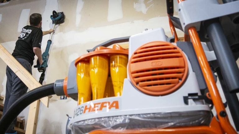 iQ Power Tools iQ426HEPA Cyclonic Dust Extractor Review - PTR