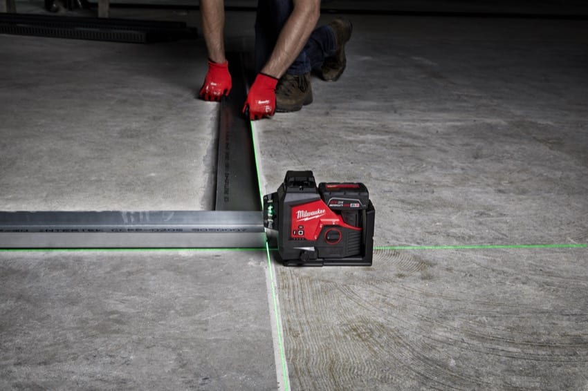 Milwaukee Cross Line Laser Level Review and Comparison - PTR