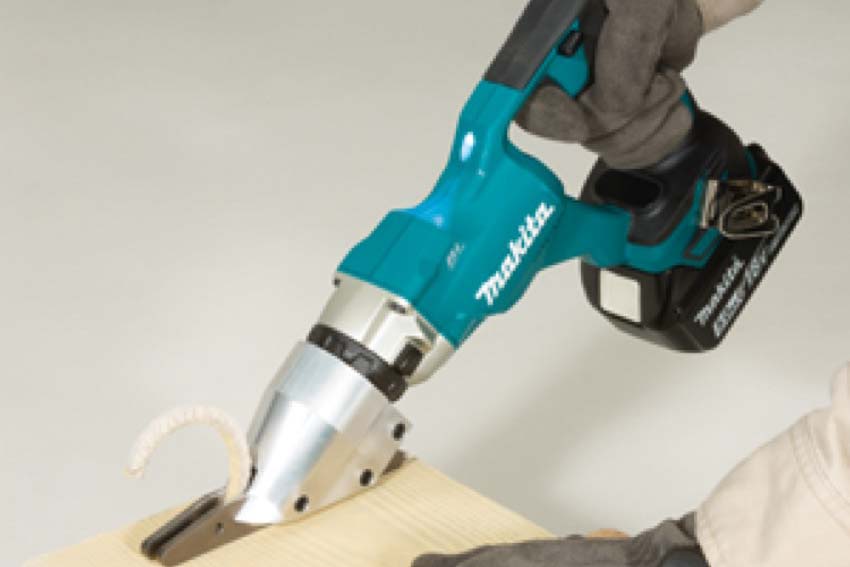 Makita 18V Cordless Metal Shears - Pro Tool Reviews