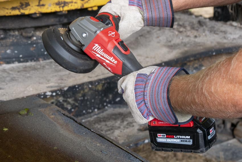 Milwaukee M18 Fuel Braking Angle Grinder with One-Key Review 2883