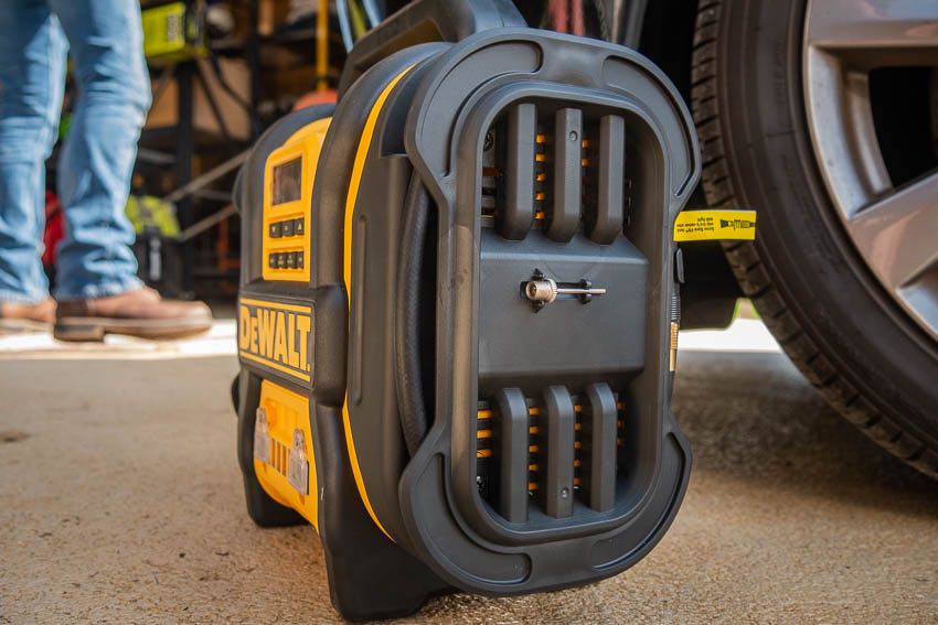 DeWalt Jump Starter and Power Station Review DXAEPS14 - PTR