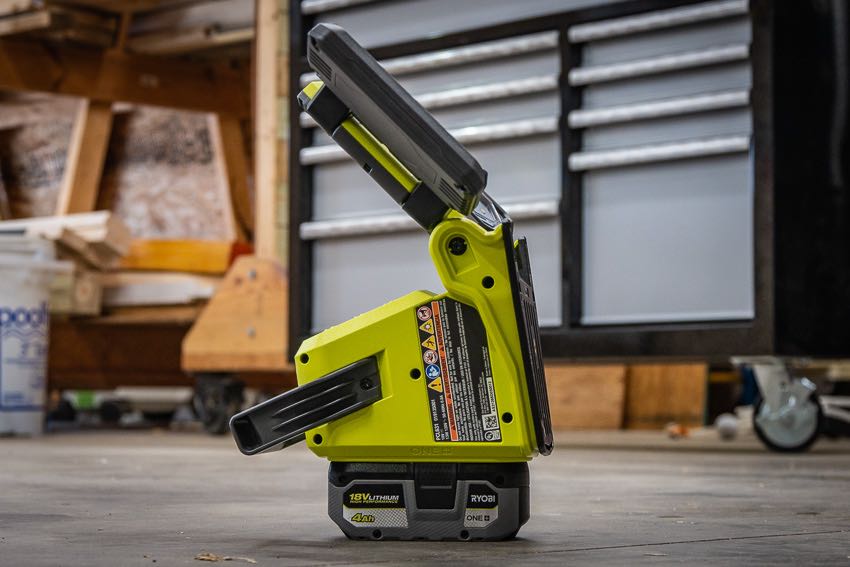 Ryobi 18V One+ LED Hybrid Panel Light Review PCL631 - PTR