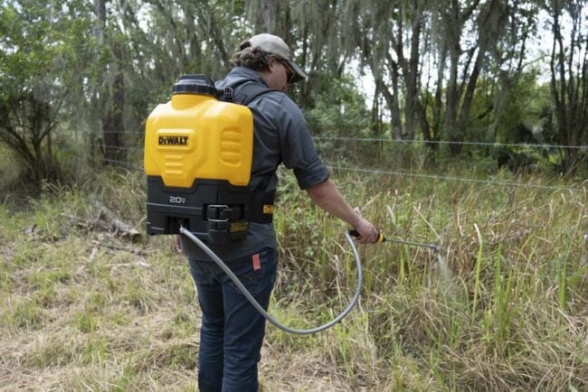 DeWalt 20V Cordless Backpack Sprayer DXSP190681 - Pro Tool Reviews