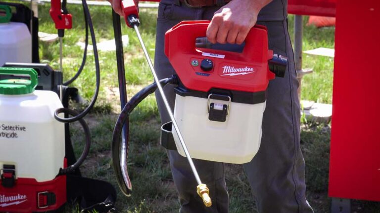 Milwaukee M12 Handheld Sprayers - Pro Tool Reviews