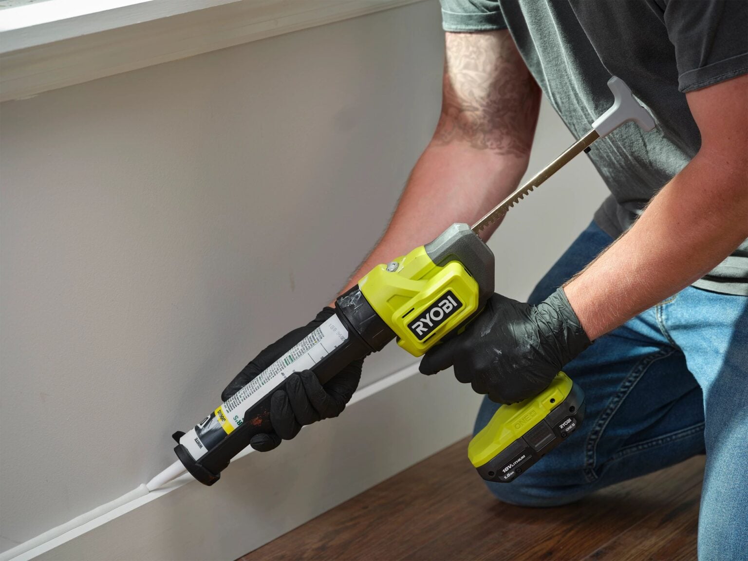 Ryobi 18V Cordless Caulk and Adhesive Gun Review - PTR