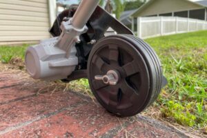Greenworks 60V Battery-Powered Edger Review - PTR