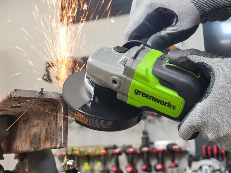 Greenworks 24V Cordless 4-1/2 Inch Angle Grinder Review - PTR