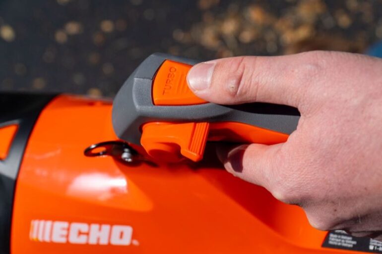 Echo eForce 56V Battery-Powered Leaf Blower Review - Pro Tool Reviews