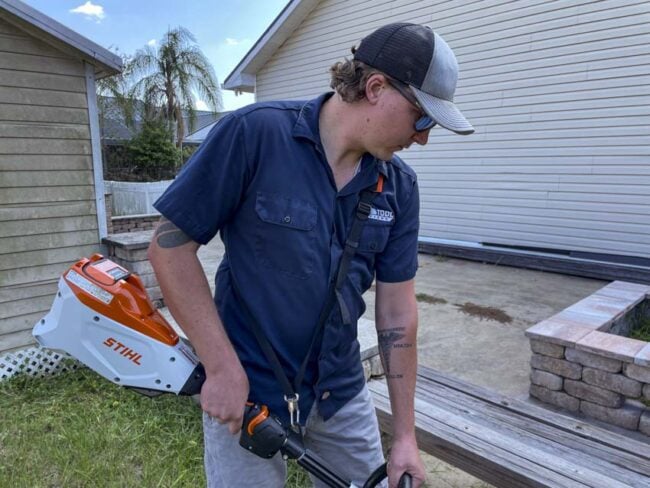 Stihl FSA 135 R Battery-Powered String Trimmer Review | PTR