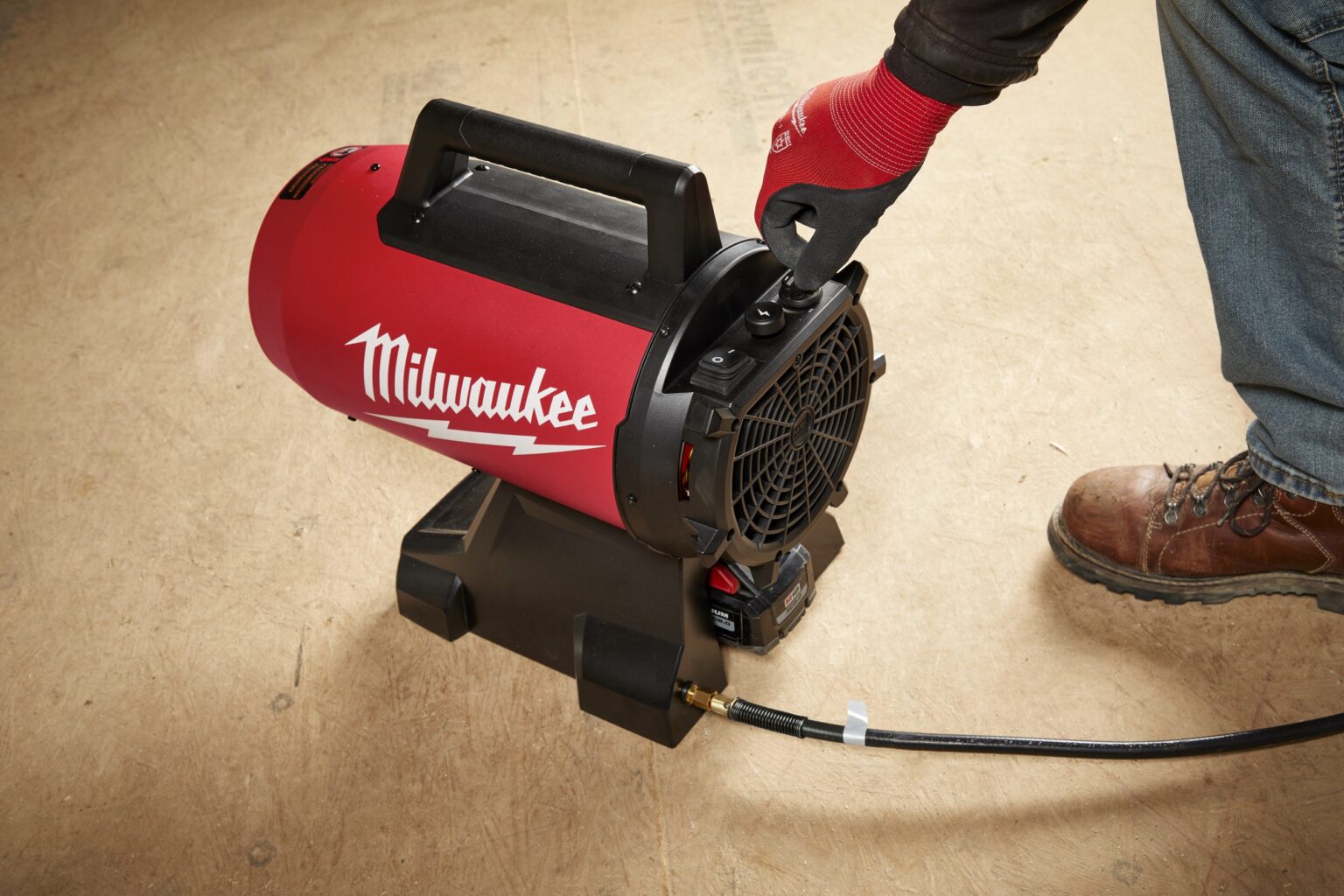 Milwaukee M18 Cordless Forced Air Propane Heater - PTR