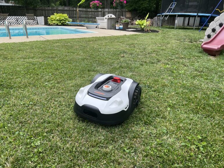 SUNSEEKER L22 Plus Robotic Lawn Mower - Pro Tool Reviews