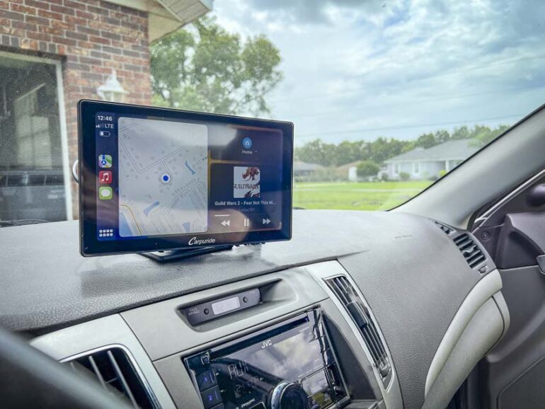 Carpuride Wireless Touchscreen with CarPlay and Android Auto