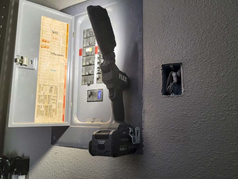 Flex 24V Cordless Inspection Light Review FX5121-Z - Pro Tool Reviews