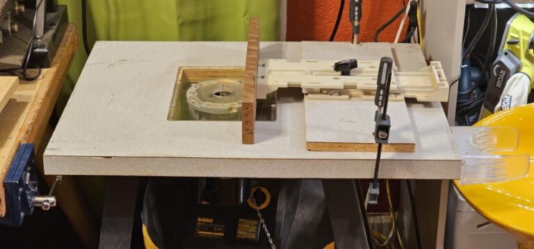 How to Use a Router Table - Ultimate DIY Guide - Pro Tool Reviews
