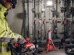 Hilti Nuron Tower Light Review SL 10-22 - Pro Tool Reviews