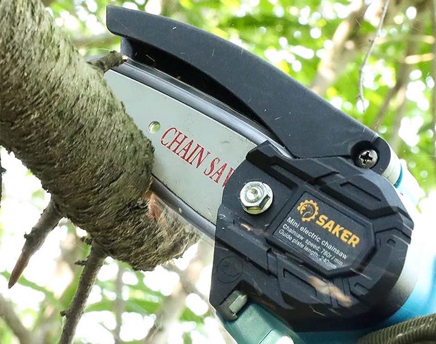 Best Mini Chainsaw for Pros and Homeowners - Pro Tool Reviews