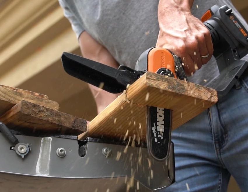 Best Mini Chainsaw for Pros and Homeowners - Pro Tool Reviews