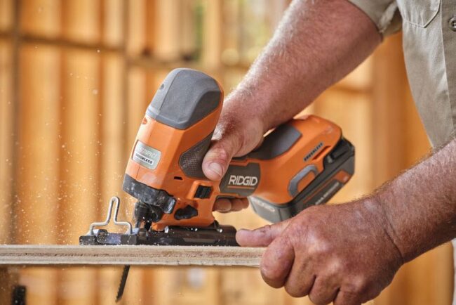 Ridgid 18V Subcompact Brushless Barrel Grip Jigsaw - Pro Tool Reviews