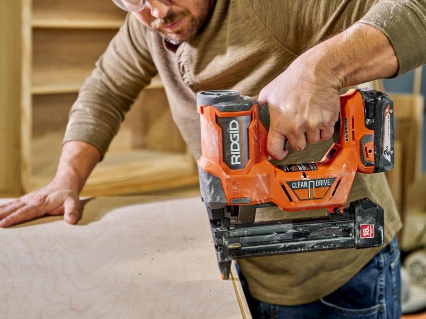 Ridgid 18V 1-1/2 inch Narrow Crown Stapler - Pro Tool Reviews