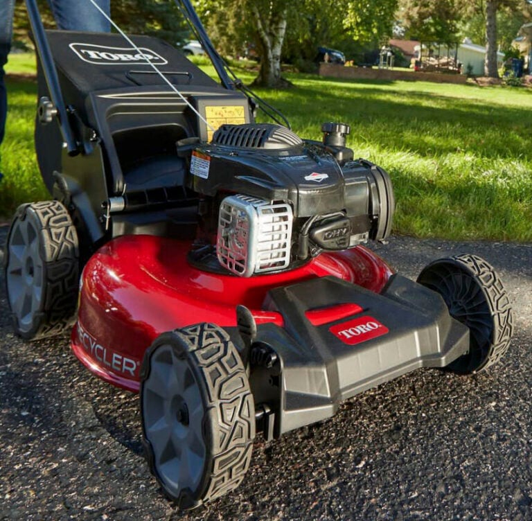 Best Gas Lawn Mowers - Pro Tool Reviews