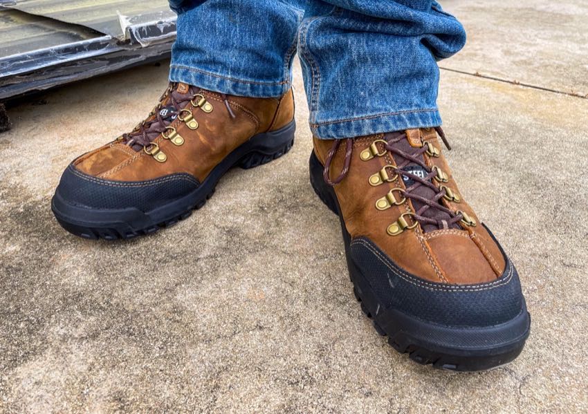 CAT Threshold Work Boots Review - Pro Tool Reviews