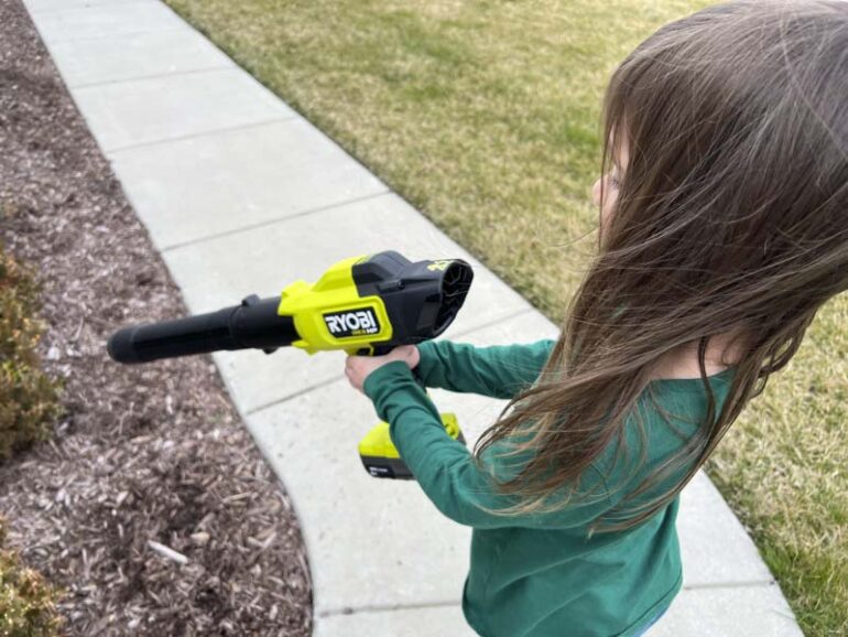 Ryobi Compact Blower Review PSBLB01B - Pro Tool Reviews