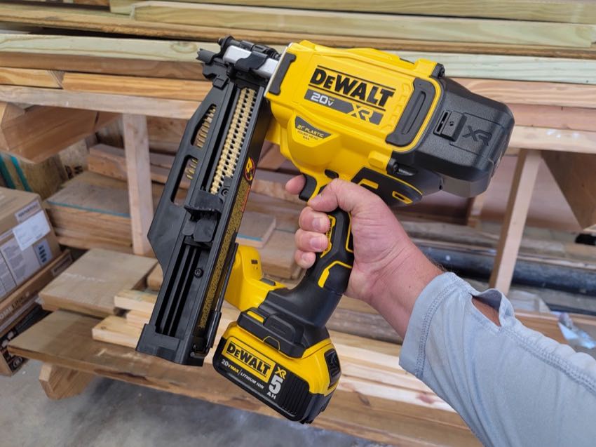 DeWalt 20V Cordless Framing Nailer Review DCN920 - Pro Tool Reviews